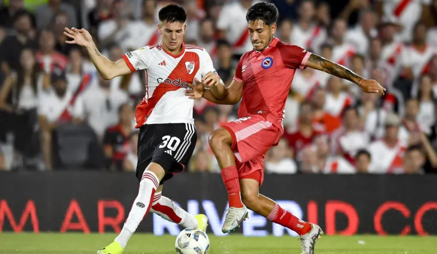 A seguir buscando: el refuerzo que pidió Gallardo cerca del fútbol europeo | River Desde La Tribuna